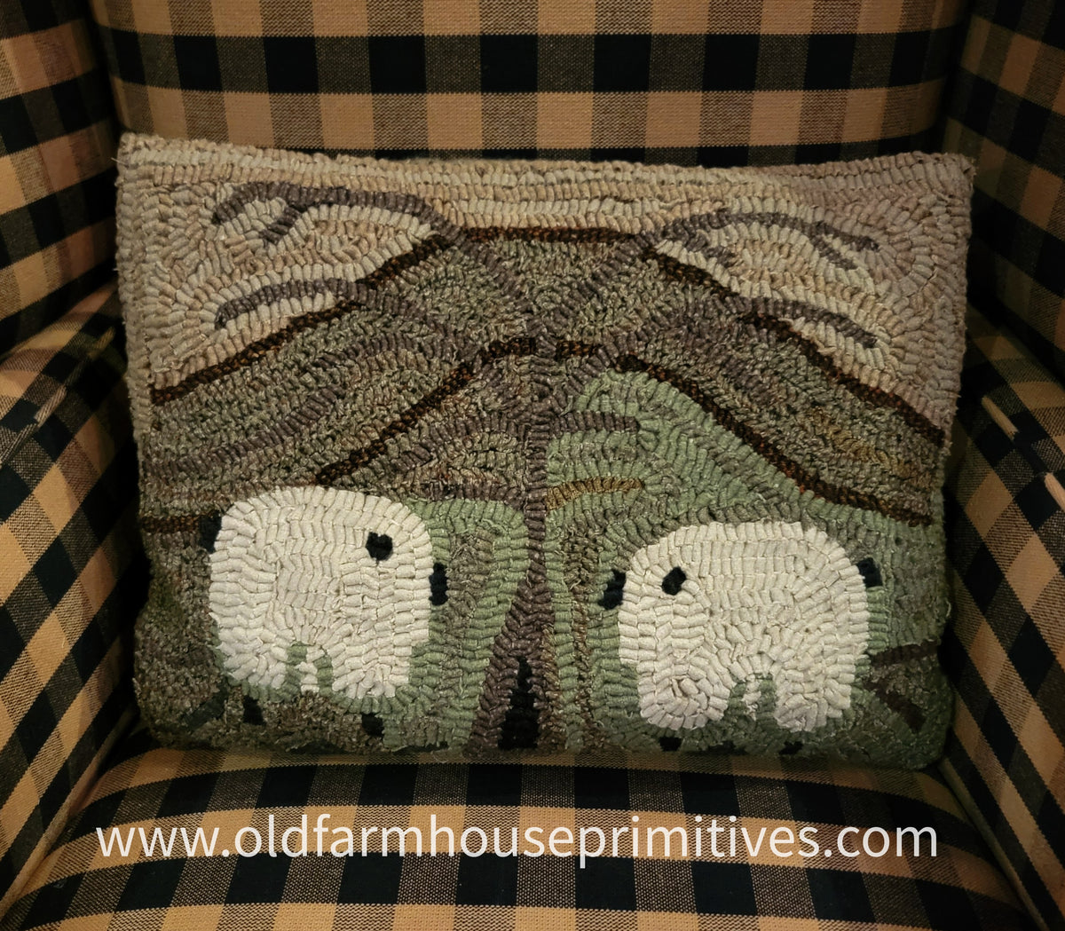 #HSD211156 Primitive "Friends" 🐑 Hooked Wool Pillow – Old Farmhouse ...