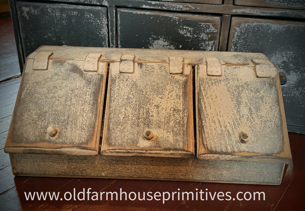 #BW3BC-FW Primitive "Farmhouse White" 3 Bin Cubby – Old Farmhouse ...