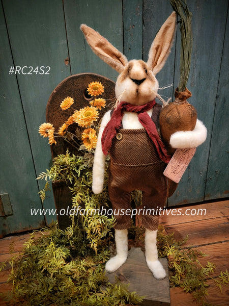ARTIST RABBITS – Old Farmhouse Primitives