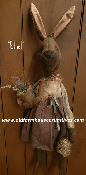 NEW WARES – Old Farmhouse Primitives