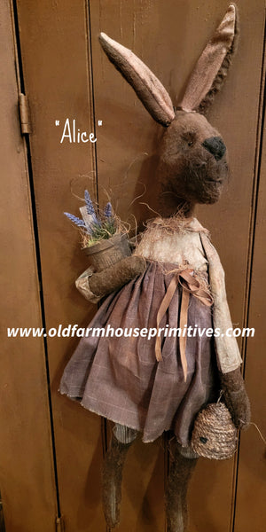 ARTIST RABBITS – Old Farmhouse Primitives