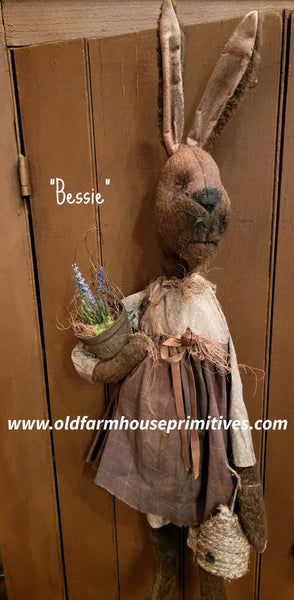 NEW WARES – Old Farmhouse Primitives