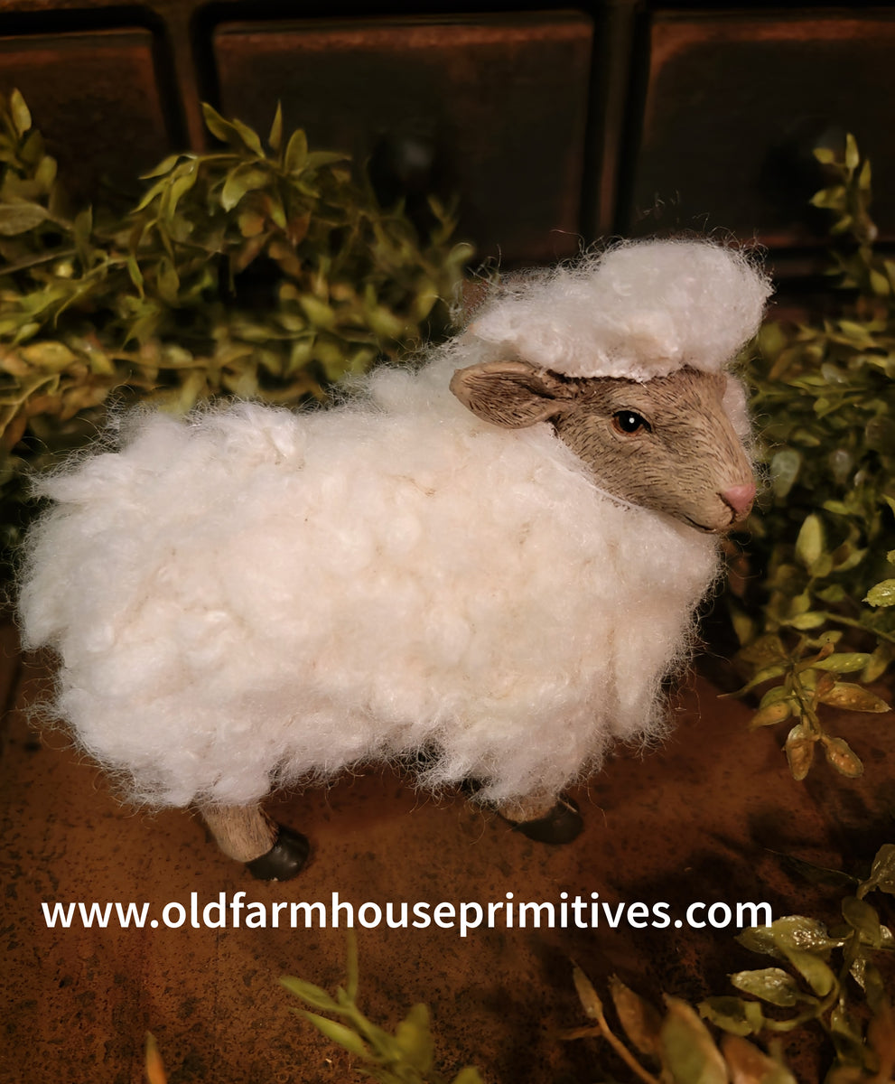 96964B Wooly White Sheep – Old Farmhouse Primitives