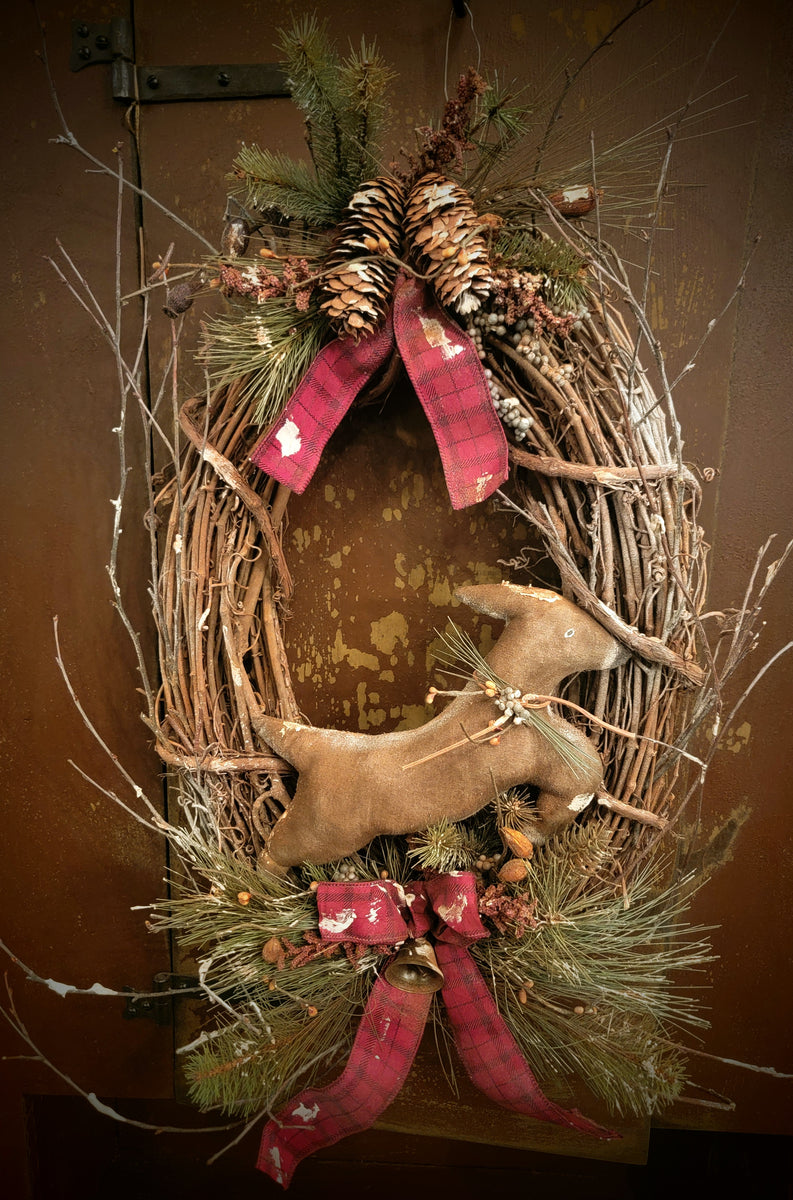 #OTS-2405 Primitive "Reindeer" Wreath – Old Farmhouse Primitives