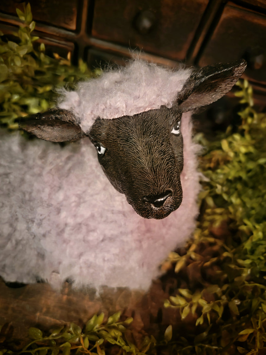 #96965A Primitive Laying "Wooly" Gray Sheep – Old Farmhouse Primitives