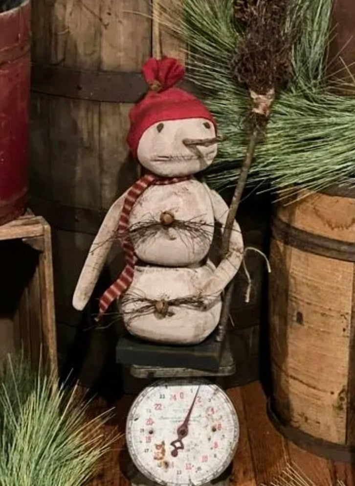 #DAW-YT1 Primitive "Yeti" The Snowman ⛄️ – Old Farmhouse Primitives