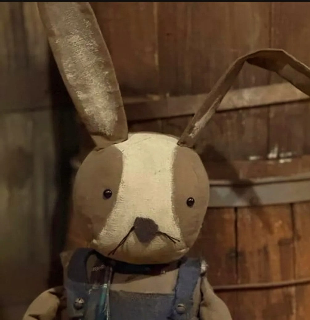 #DAW-NDY Primitive "ANDY" Bunny 🐰 Made In The USA – Old Farmhouse ...