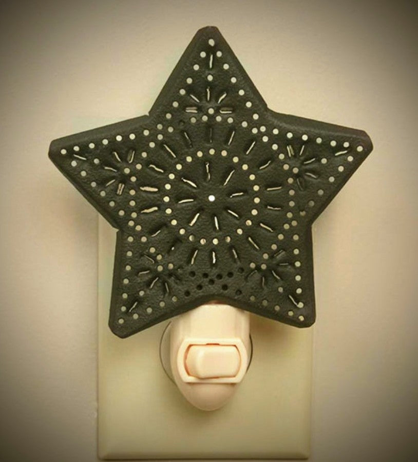 #860123 Punched Tin Star Night Light – Old Farmhouse Primitives