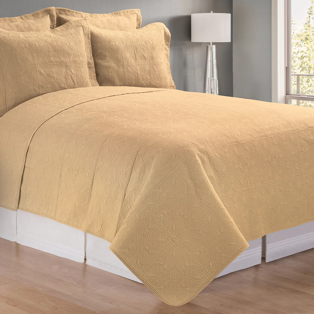 #84913-10592 Cornsilk Matelasse King Bedspread – Old Farmhouse Primitives