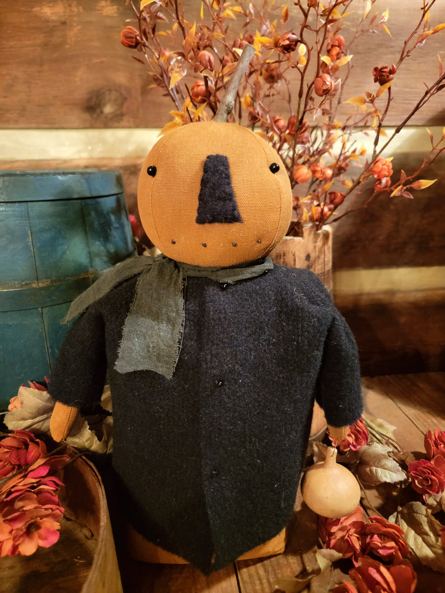 #ECO Primitive "Otter" Pumpkin Doll – Old Farmhouse Primitives
