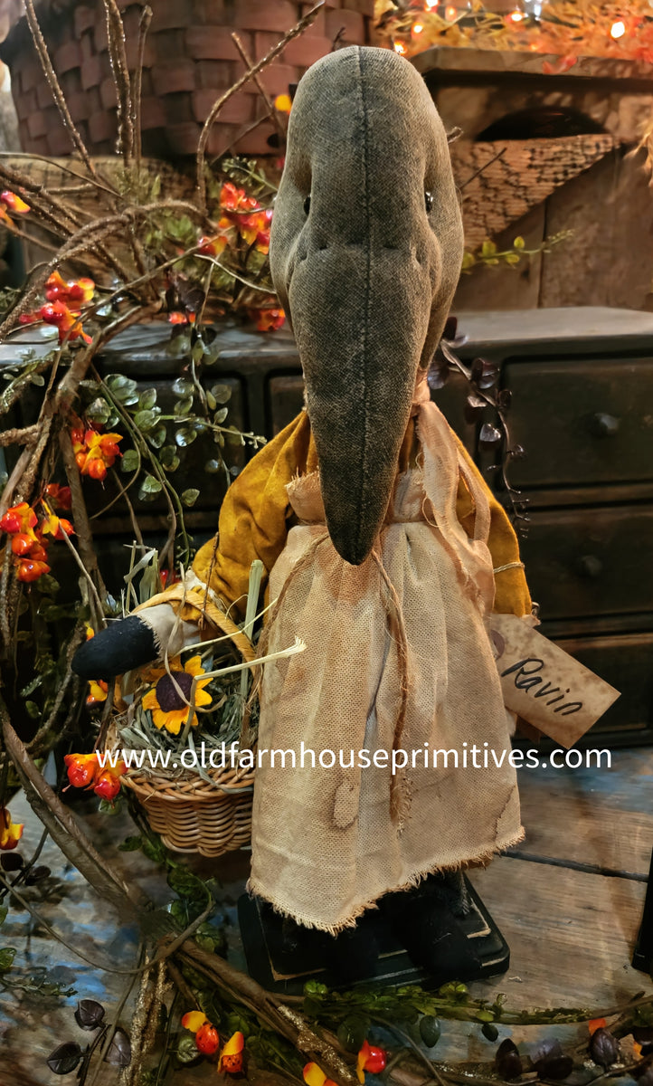#RAMRAV Tattered N' Torn "RAVIN" Crow – Old Farmhouse Primitives