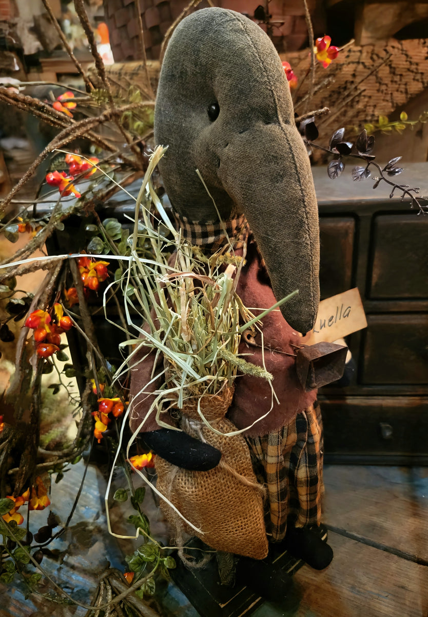 #RAMLU Tattered N' Torn "LUELLA" Crow – Old Farmhouse Primitives