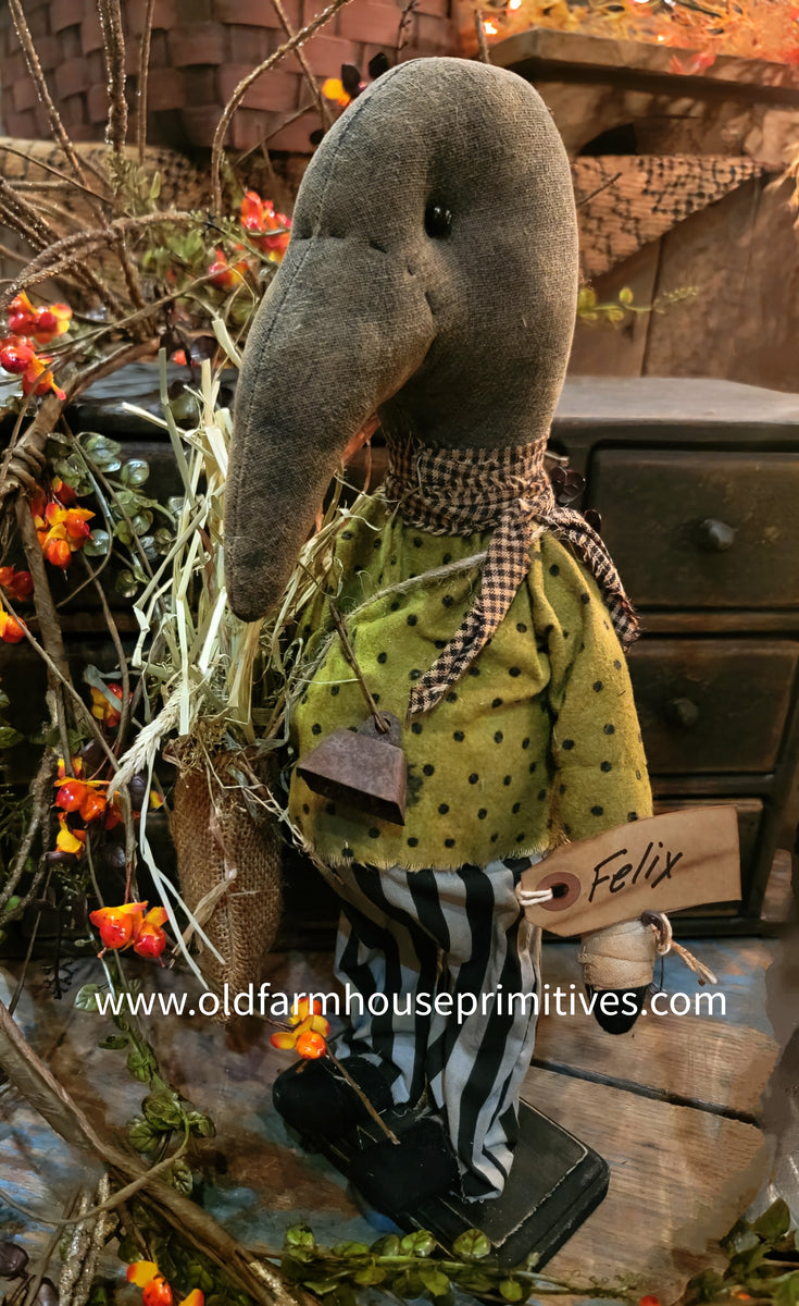 #RAMFLX Tattered N' Torn "FELIX" Crow – Old Farmhouse Primitives