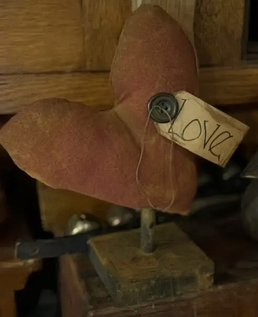 #RED-HRT Primitive Heart on Wood Stand By Dawn's Attic Treasures – Old ...