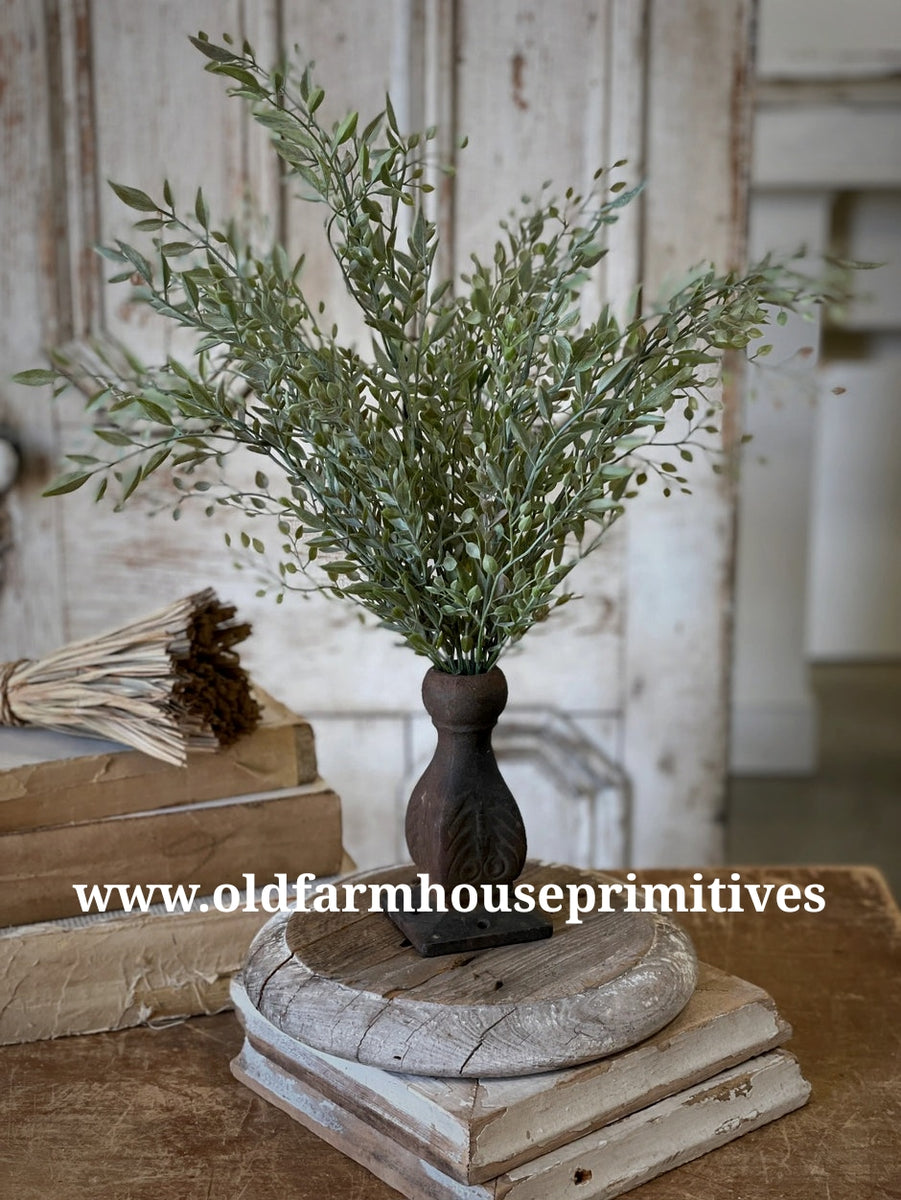 #LV5039 Mixed Sage 19" Green Bush – Old Farmhouse Primitives